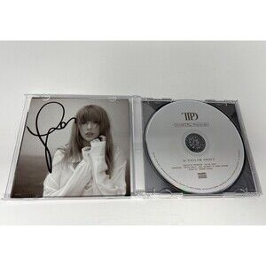 Taylor Swift | Media | Taylor Swift Hand Signed Autograph Cd The ...